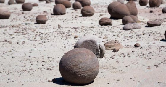 15 of the Strangest Yet Spectacular Geological Formations