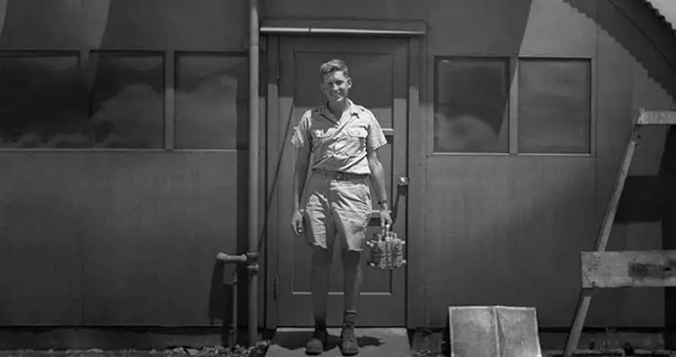 10 Seemingly Normal Images with Disturbing Backstories