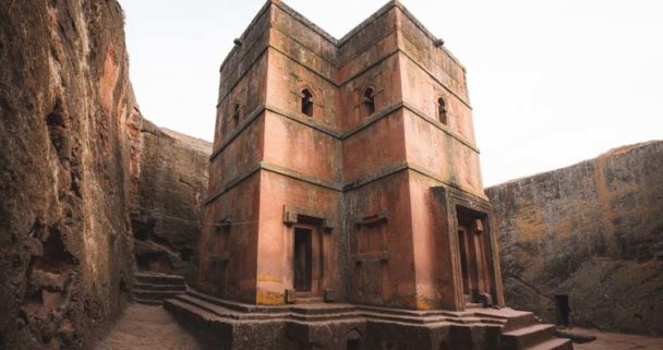 10 Incredible Ancient Structures Carved Out of Solid Rock