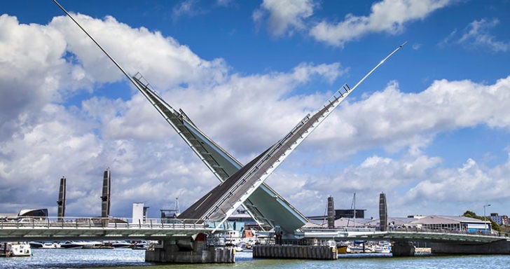 30 Most Unique Bridges In The World