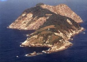 What Makes Snake Island the Most Frightening Place on Earth?