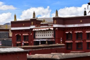 The Sakya Library Hidden Behind a Wall Has 84,000 Manuscripts