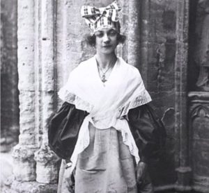 Jeanne calment, the oldest person who ever lived at 122 years old!